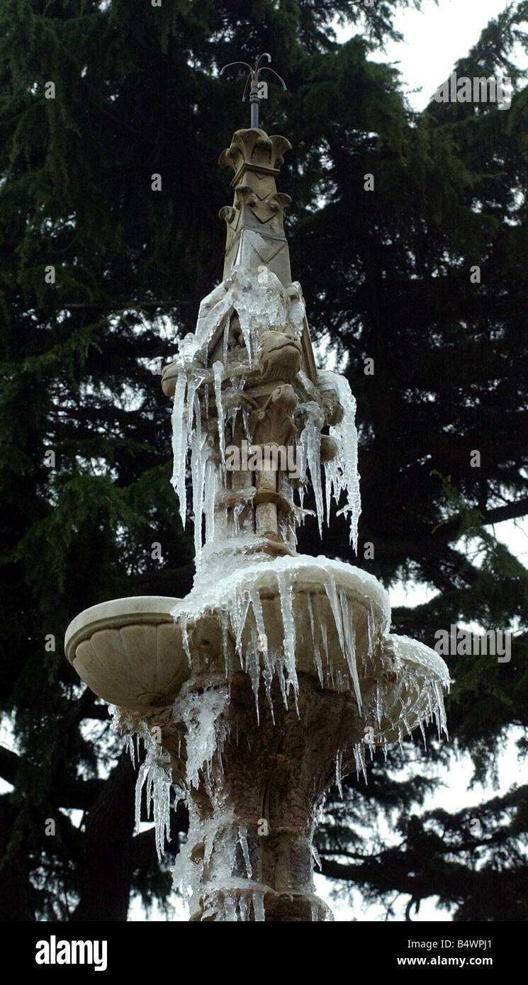 Leamington spa jephson gardens fountain hi-res stock photography and ...