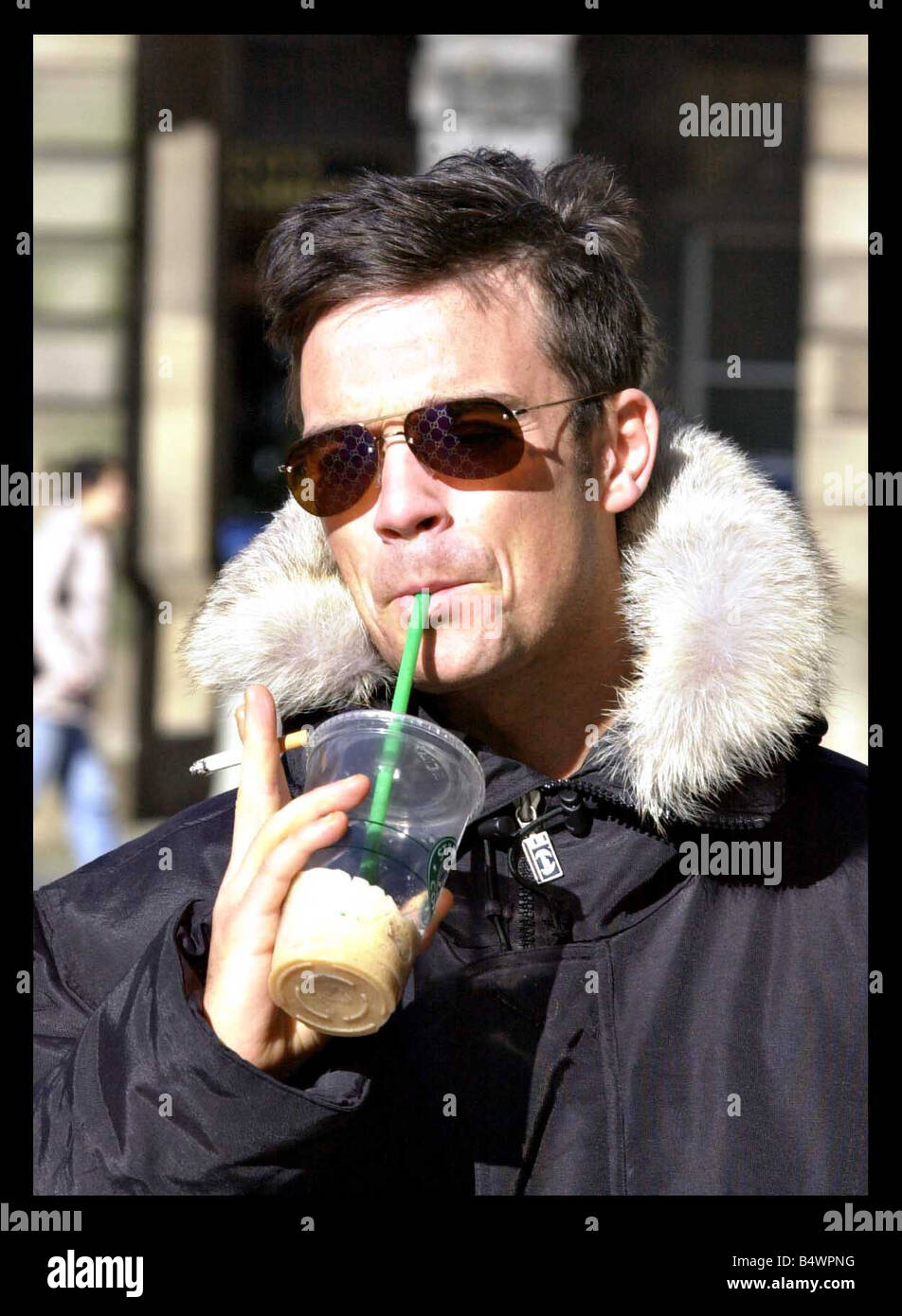 Robbie Williams on the Royal Mile in Edinburgh Drinking a Starbucks ...