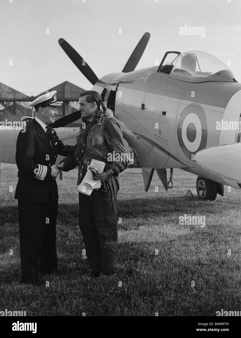 Fleet Air Arm Pilots return from Korean War May 1951 A Fleet Air Arm ...