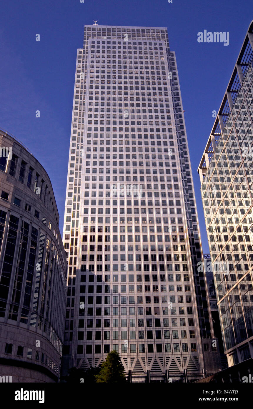 Skyscraper building Canada Square Stock Photo - Alamy