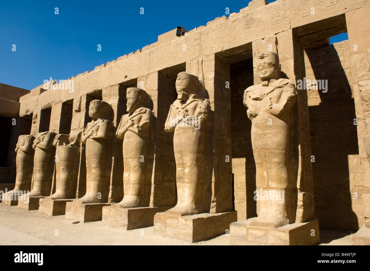 Barque Luxor Temple High Resolution Stock Photography and Images - Alamy
