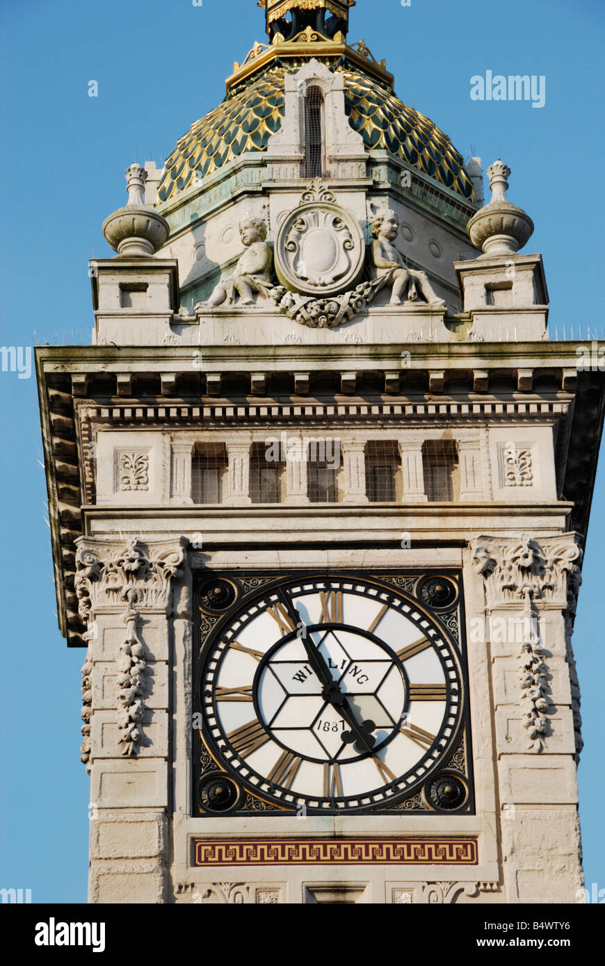 Clock tower brighton hi-res stock photography and images - Alamy