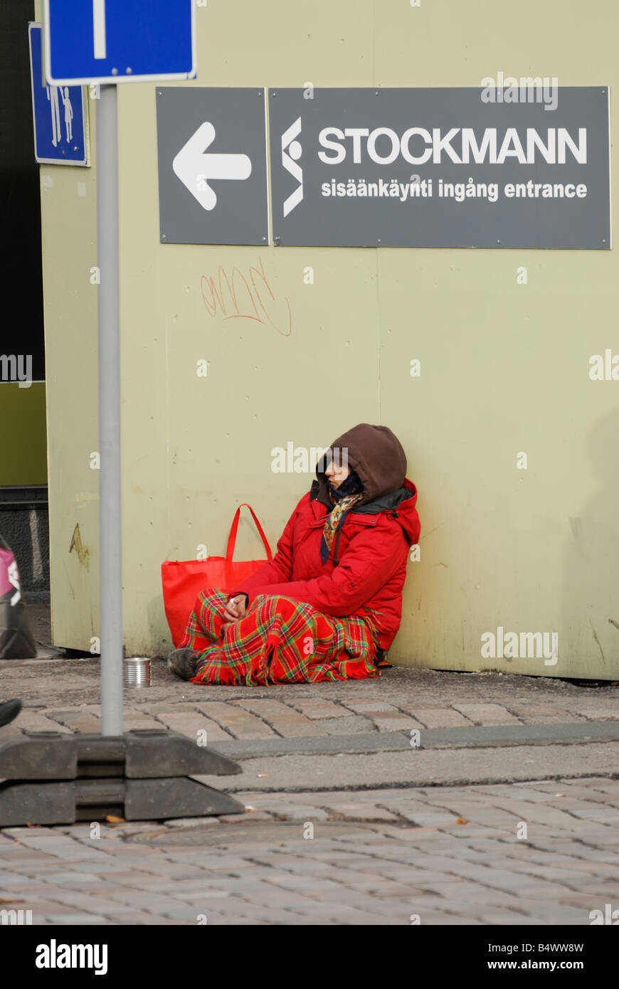 Romanian beggar hi-res stock photography and images - Alamy