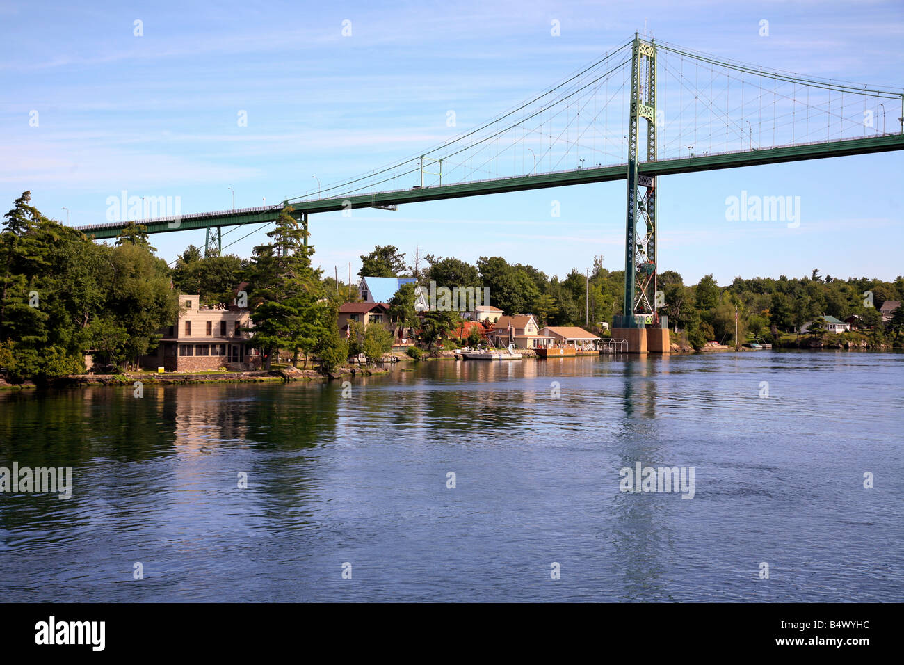 The Ivy Lea Bridge in The 1000 Islands in the St.Lawrence River in ...