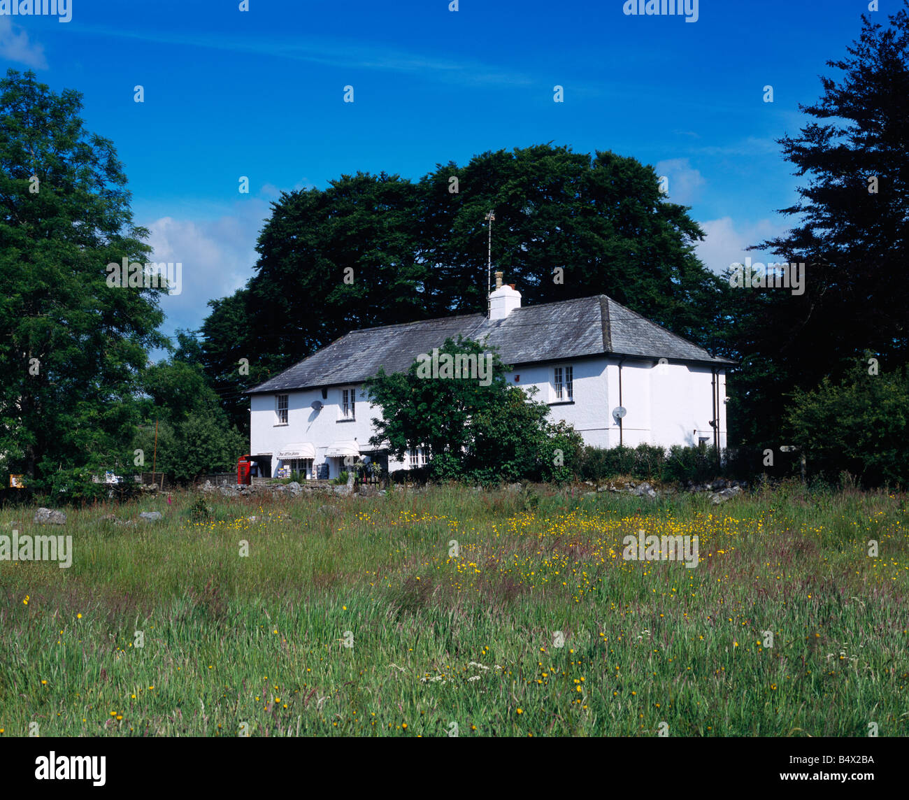 The Post Office at Postbridge in Dartmoor National Park, Devon, England ...
