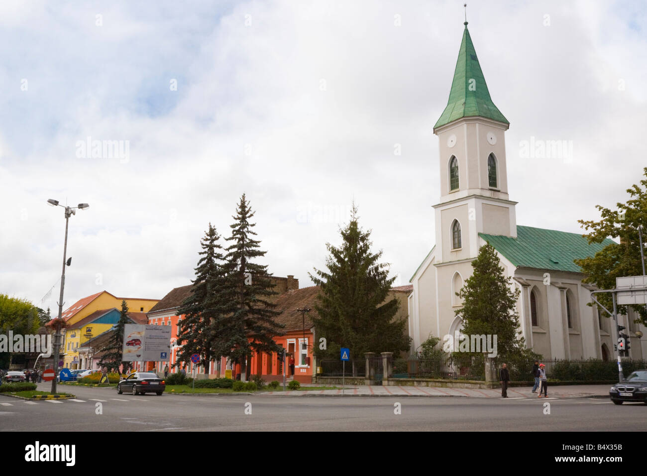 Traditional romanian churches hi-res stock photography and images - Alamy