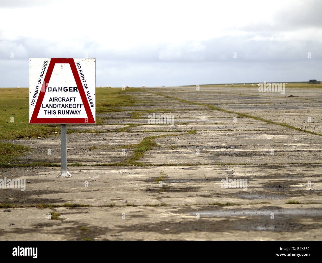 Old WWII runway at Davidstow airfield used for micolights to land and ...