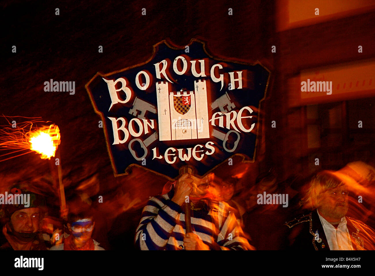 BOROUGH BONFIRE SOCIETY GUY FAWKES NIGHT NOVEMBER 5 LEWES SUSSEX UK ...