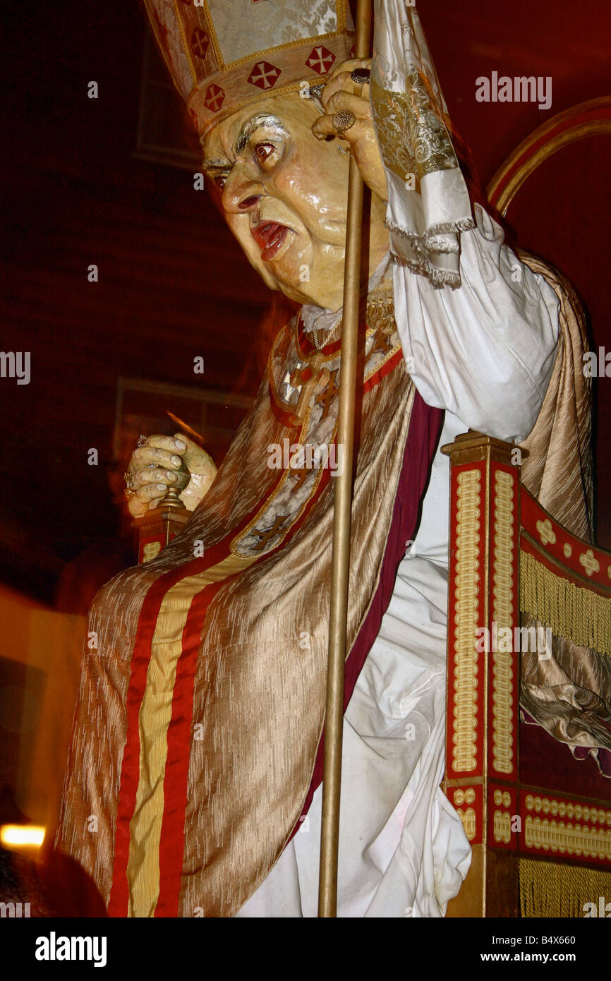 POPE EFFIGY LEWES BONFIRE GUY FAWKES NIGHT PARADE NOVEMBER 5 HISTORICAL ...