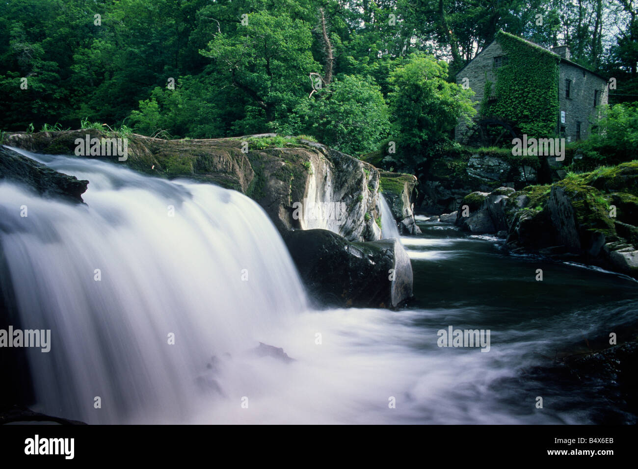 Teifi river wales waterfall uk hi-res stock photography and images - Alamy