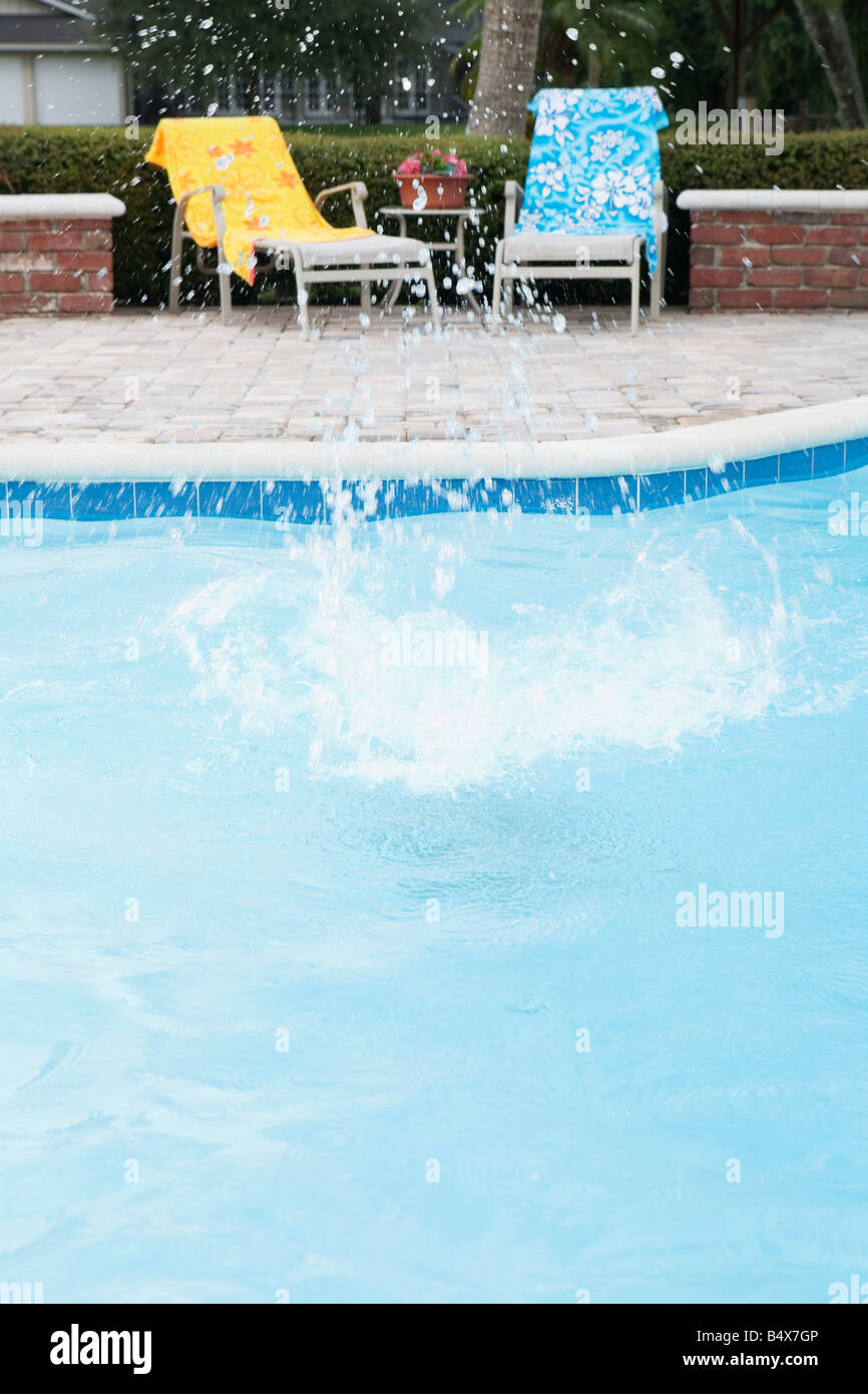 Big pool splash hi-res stock photography and images - Alamy