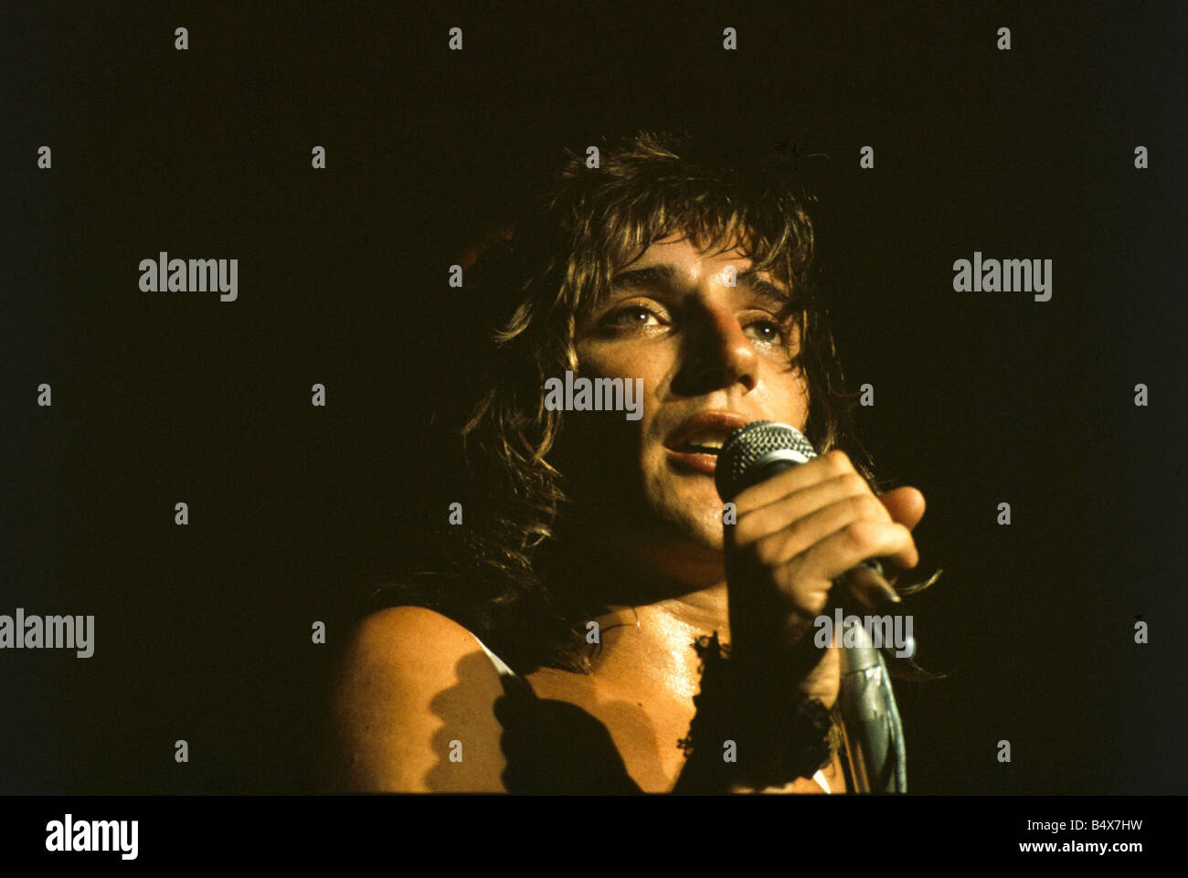 Rod stewart 1970s hi-res stock photography and images - Alamy