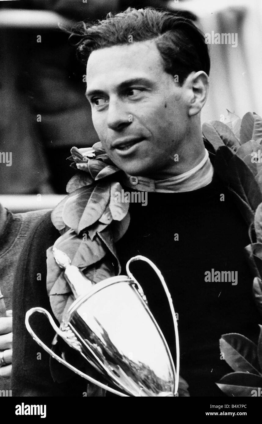 Jim Clark racing driver with trophy laurel wreath 1965 Scottish World ...