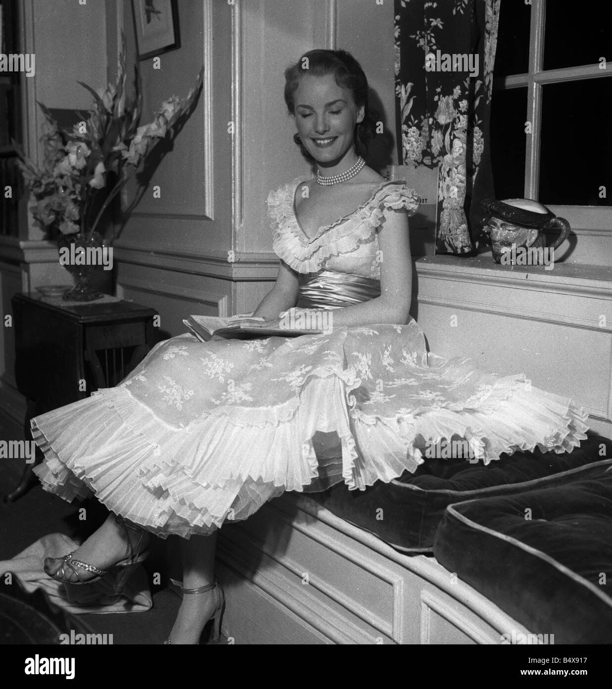 Petula Clark 1952 Stock Photo - Alamy