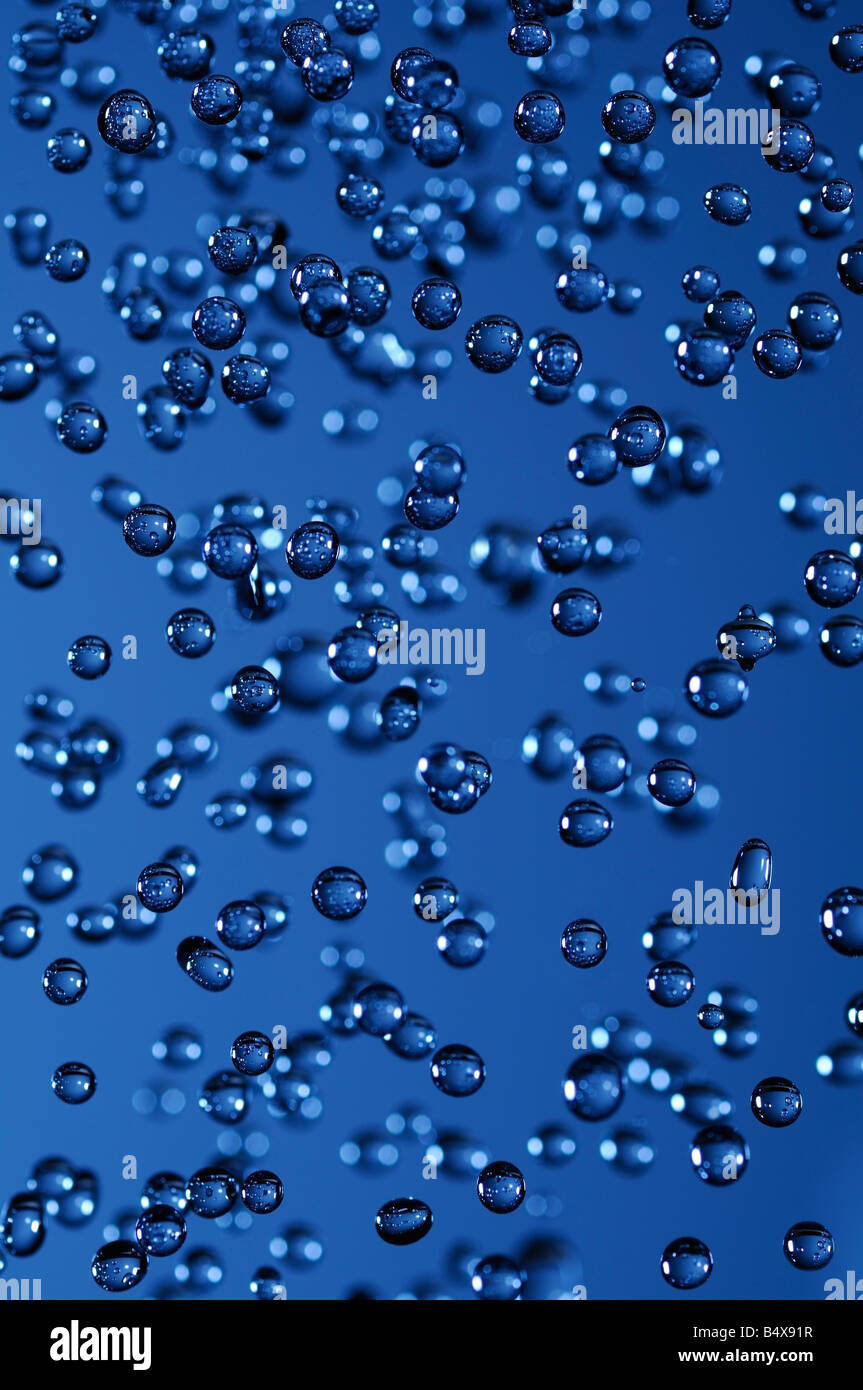 Water drops droplets in air hi-res stock photography and images - Alamy
