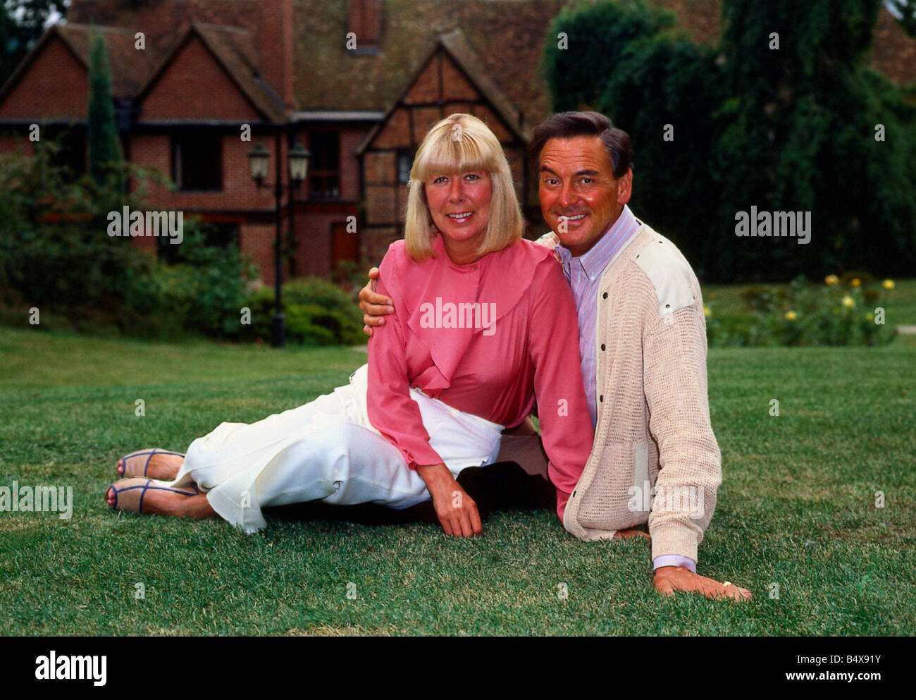 Bob Monkhouse with his wife Jackie September 1984 Stock Photo - Alamy
