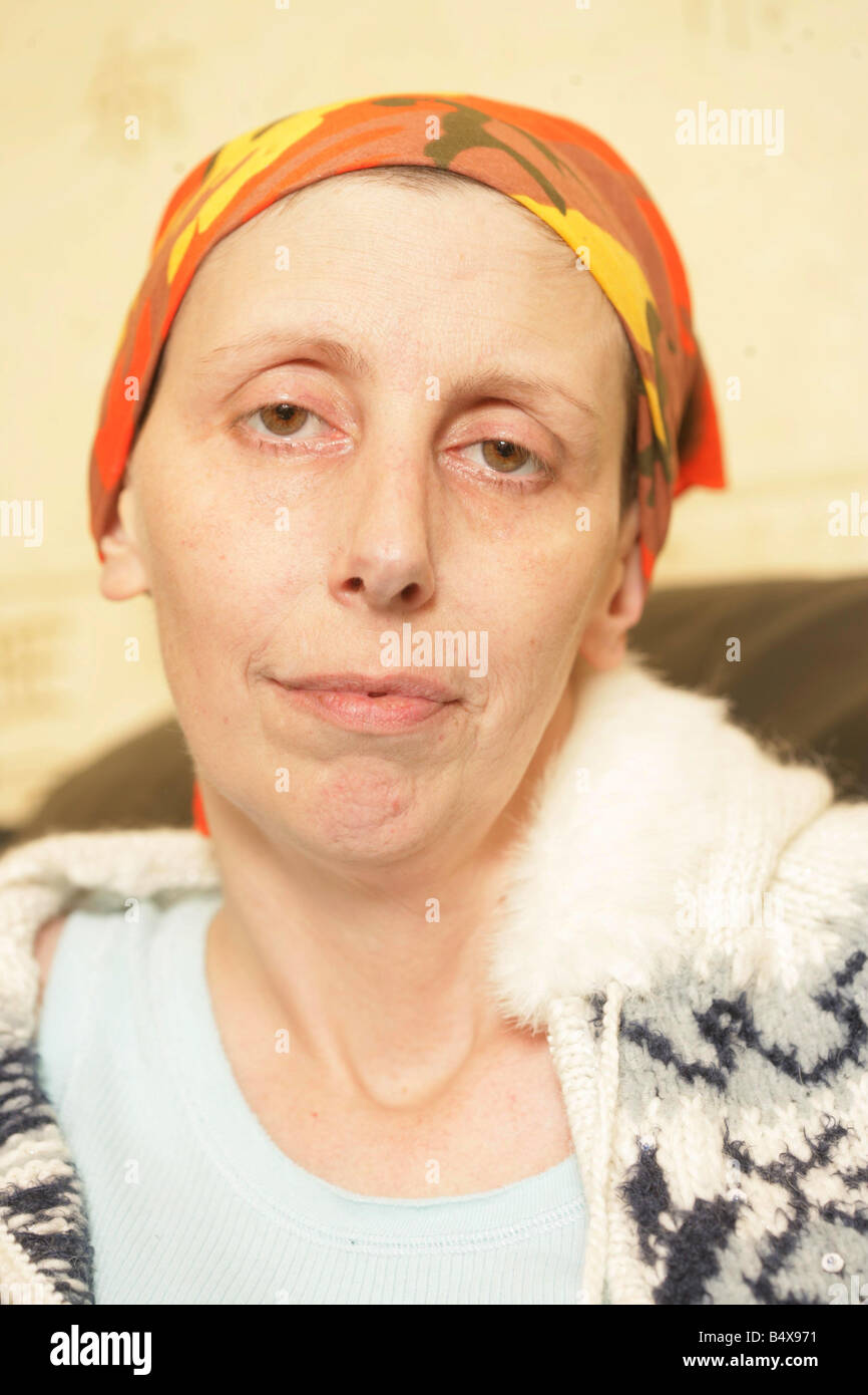 Sam Jackson pictured at home. 3rd December 2006 Stock Photo - Alamy