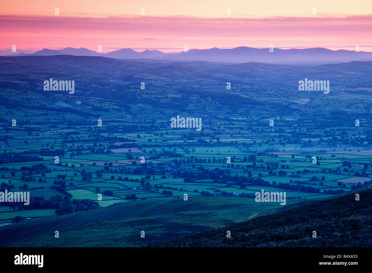 Snowdonia and Vale of Clwyd fron Moel Famau dusk North Wales Stock ...