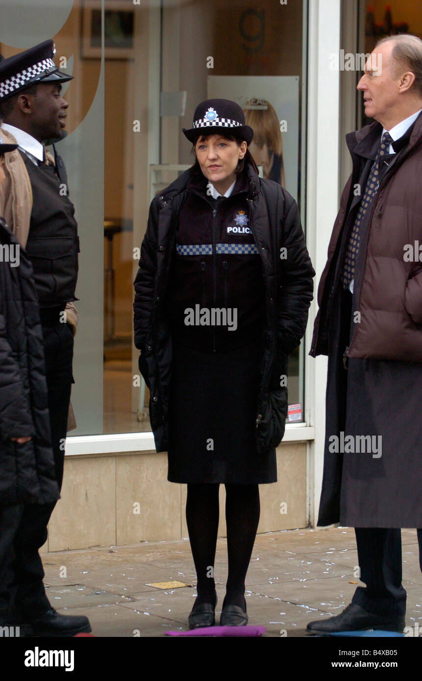 Kacey Ainsworth on the set of Holby Blue. 28th January 2007 Stock Photo ...