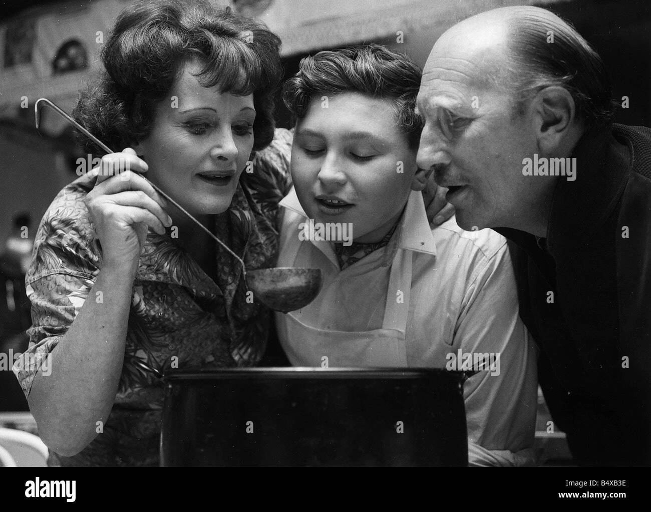 Fanny cradock hi-res stock photography and images - Alamy