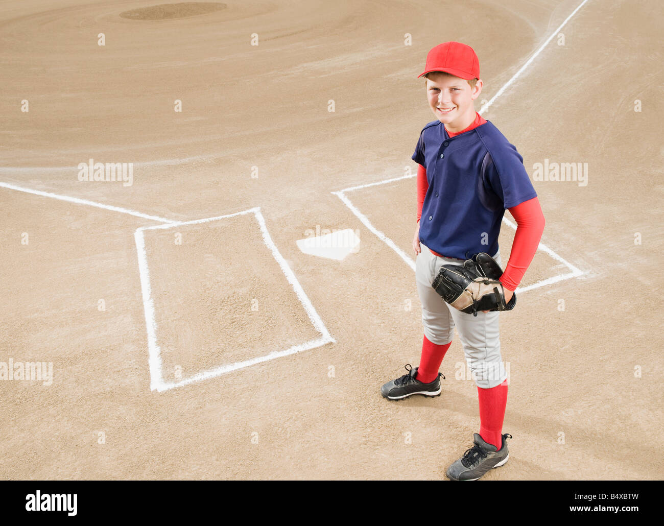 Home plate hi-res stock photography and images - Alamy