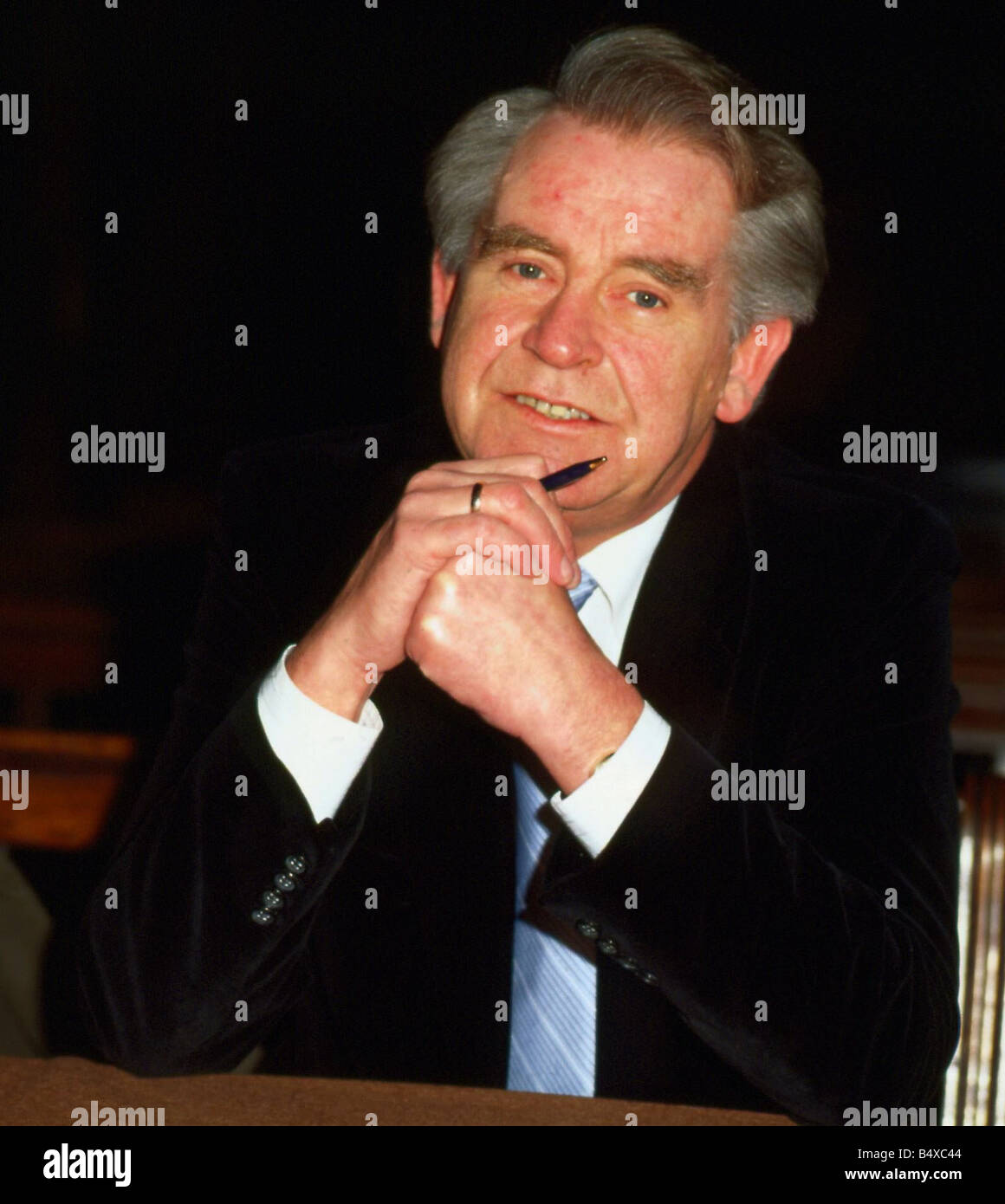 Magnus Magnusson Stock Photos & Magnus Magnusson Stock Images - Alamy