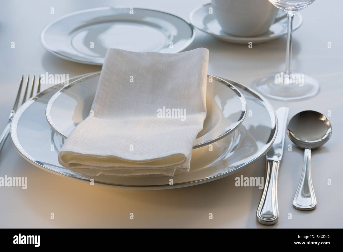Placesetting hi-res stock photography and images - Alamy