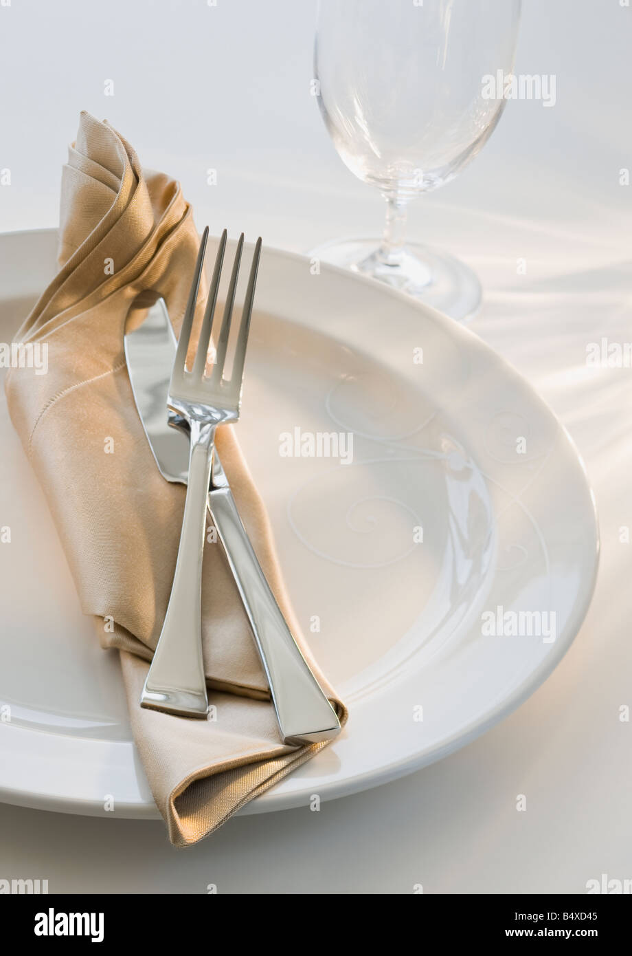 Placesetting hi-res stock photography and images - Alamy