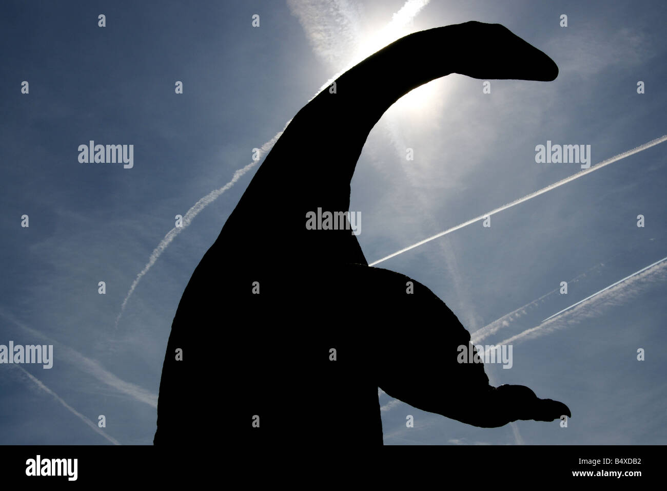 Tyrannosaurus rex dinosaur head face hi-res stock photography and ...