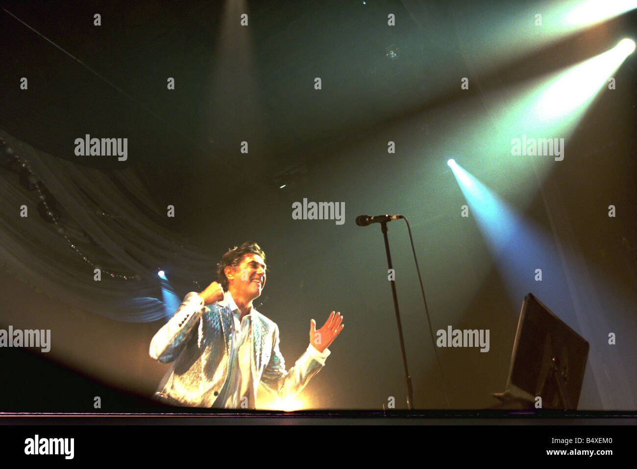 Roxy Music at the Newcastle Telewest Arena Bryan Ferry pictured 12 06 ...