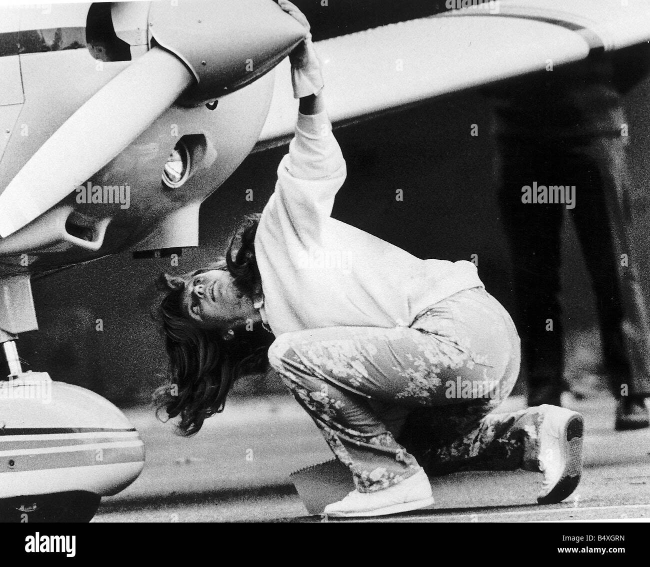 Duchess The York looks under plane Stock Photo - Alamy