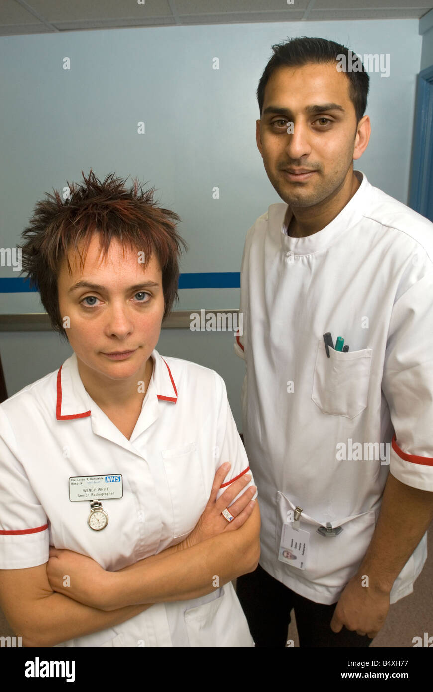 Portrait of radiographers in a hospital Stock Photo - Alamy