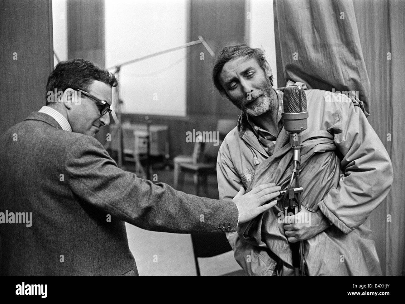 Spike milligan comedian Black and White Stock Photos & Images - Alamy