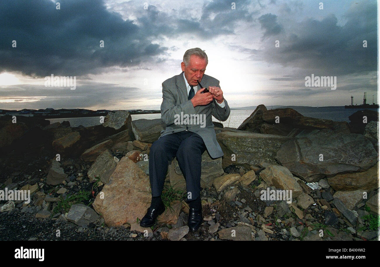 Magnus Magnusson Mastermind High Resolution Stock Photography and ...