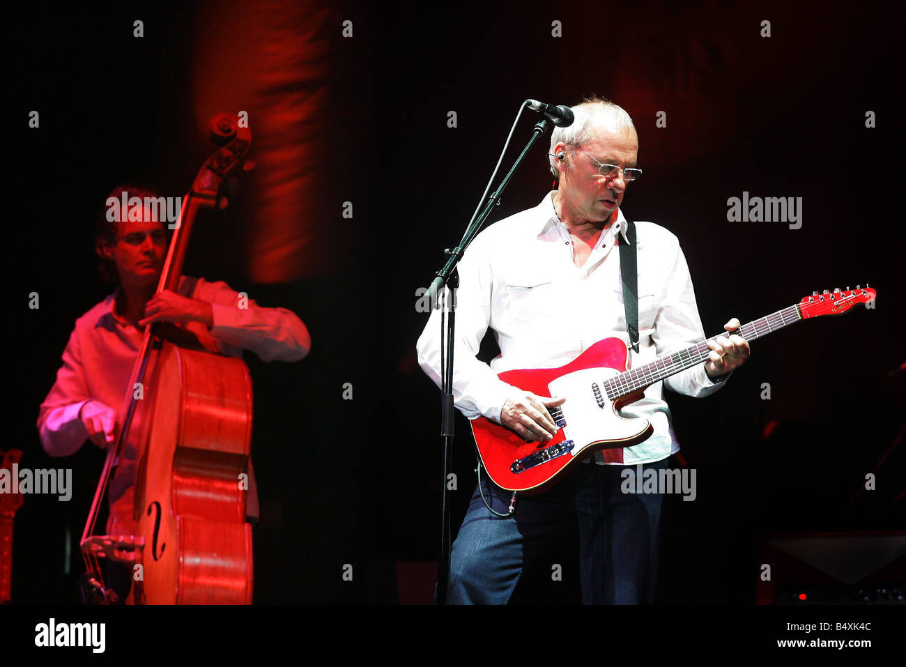 Mark Knopfler performs at Newcastle City Hall Stock Photo - Alamy Mark Knopfler performs at Newcastle City Hall Stock Photo - Alamy