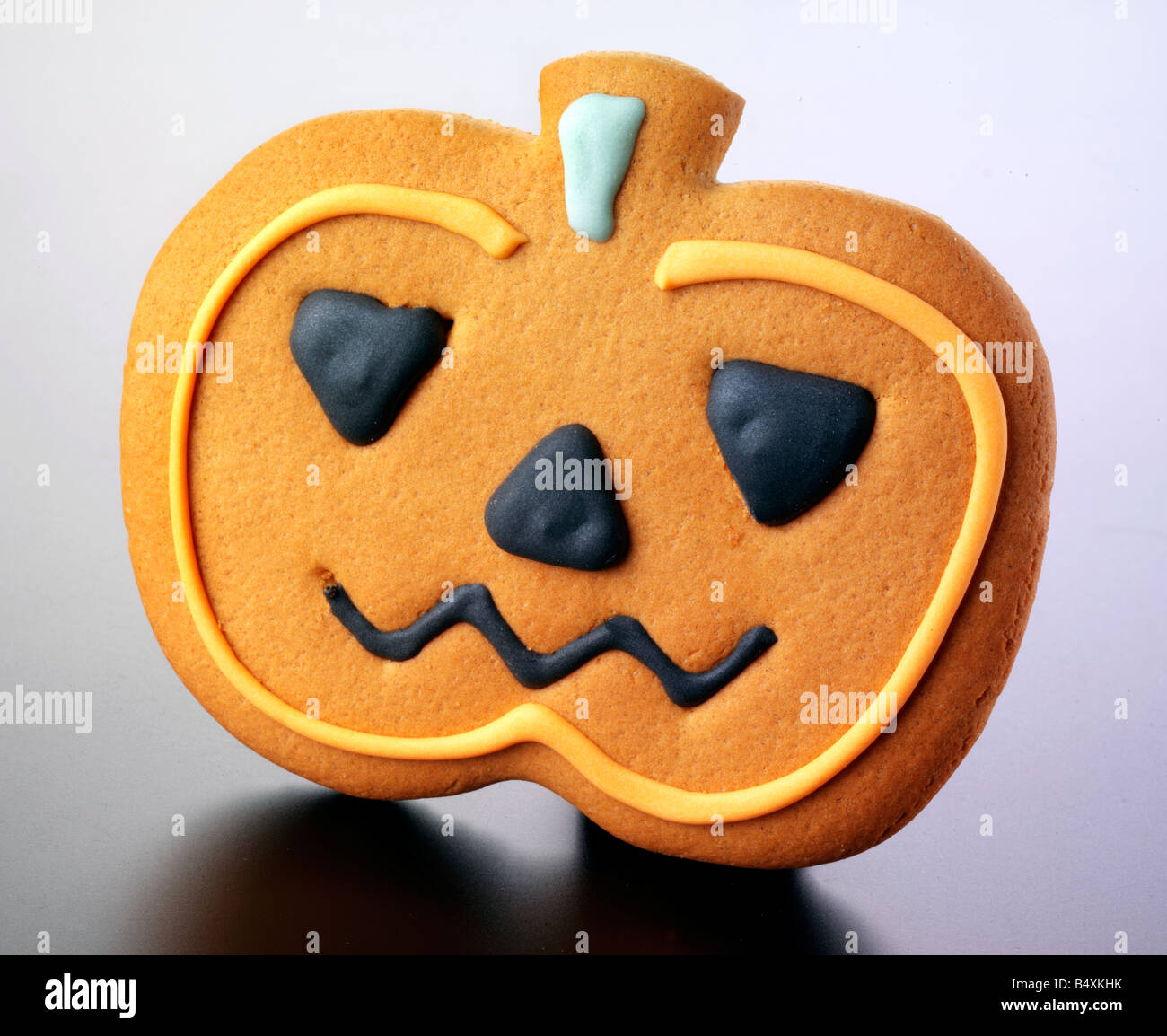 Halloween biscuits hi-res stock photography and images - Alamy