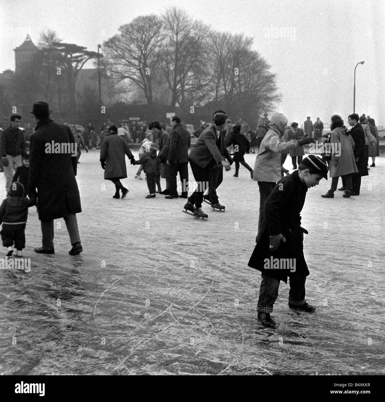 1962 snow london hi-res stock photography and images - Alamy
