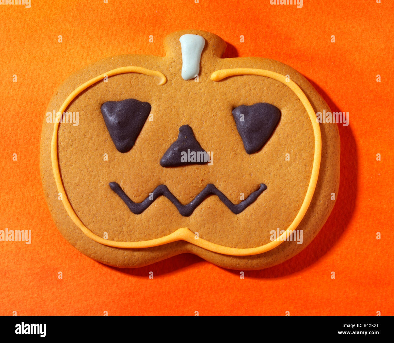 Halloween biscuits hi-res stock photography and images - Alamy