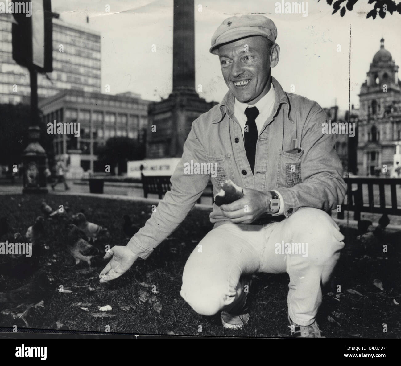 Armed robber Matt Lygate in George Square Glasgow Stock Photo - Alamy