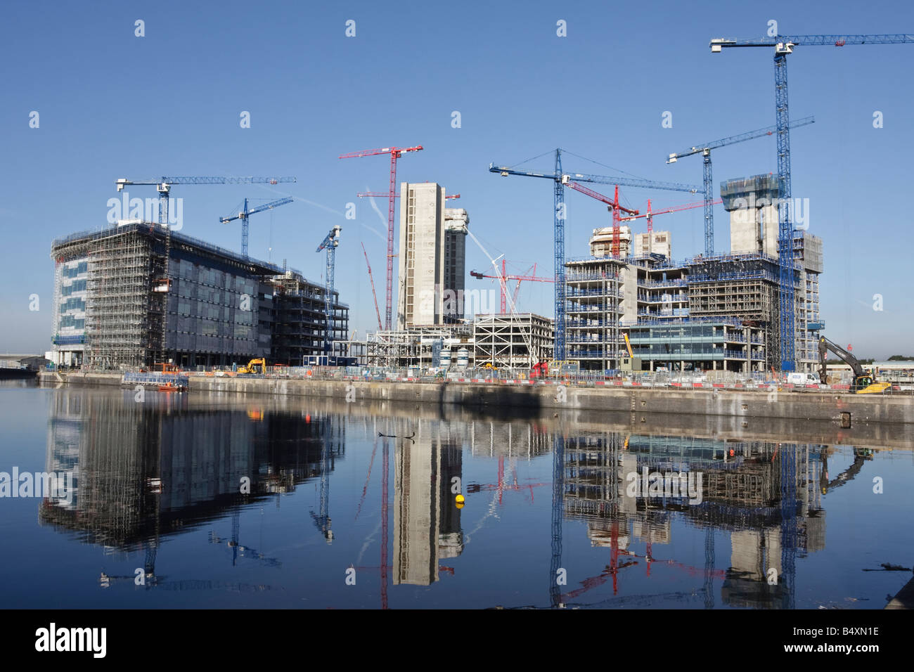 Construction regeneration quays hi-res stock photography and images - Alamy