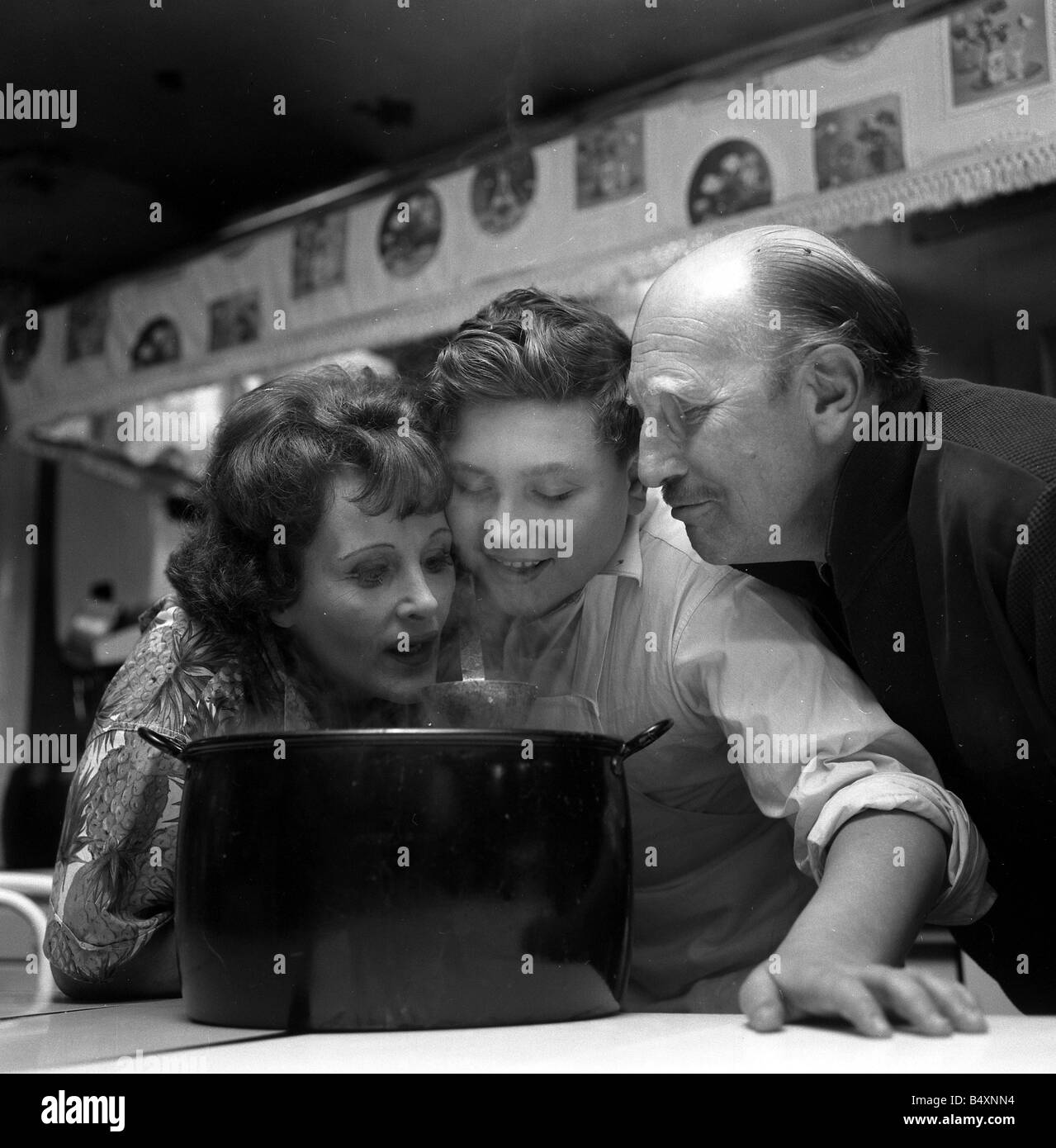 Fanny cradock hi-res stock photography and images - Alamy