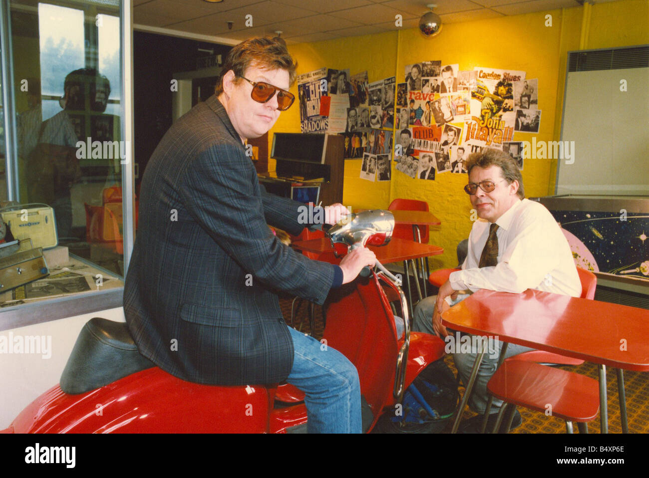 60 06 hi-res stock photography and images - Alamy