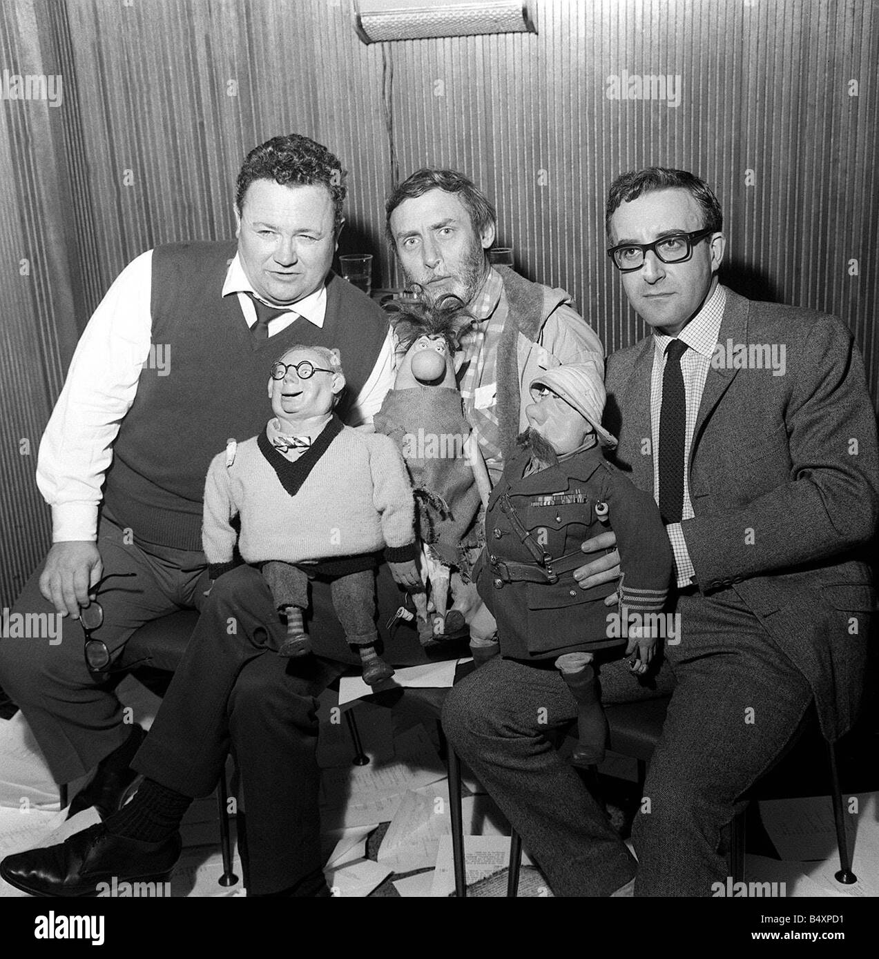 Harry secombe spike milligan hi-res stock photography and images - Alamy