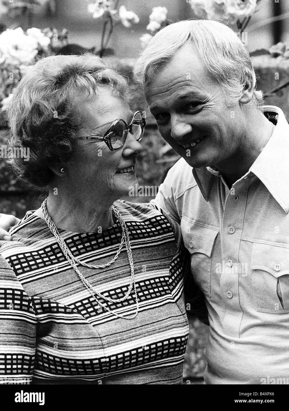 Comedy actor john inman hi-res stock photography and images - Alamy