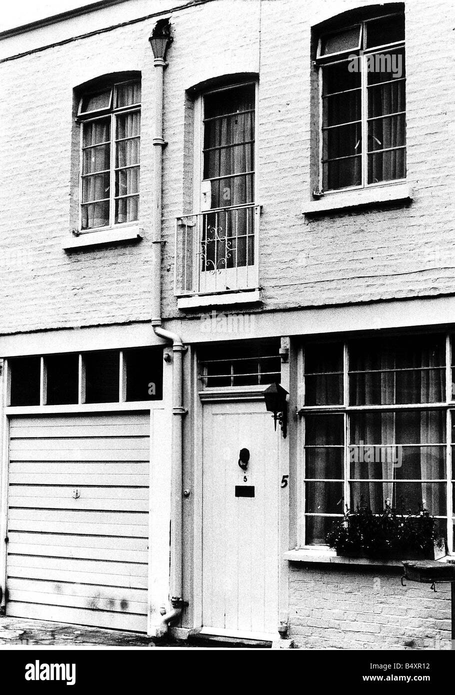 Lord Lucan Mews Home in Eaton Row London Stock Photo - Alamy