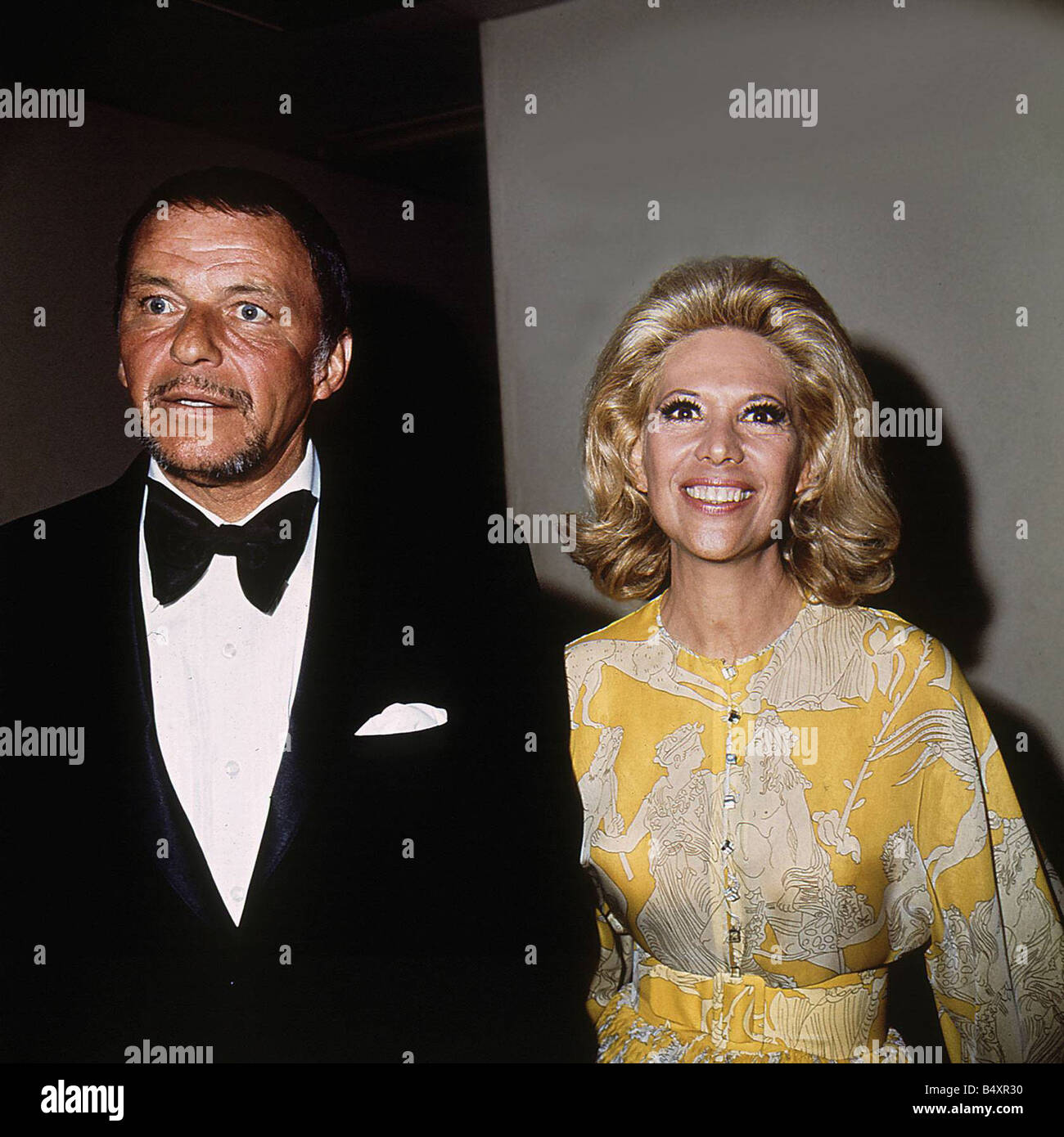 Frank Sinatra Singer Actor and Dancer with Dinah Shaw Stock Photo - Alamy