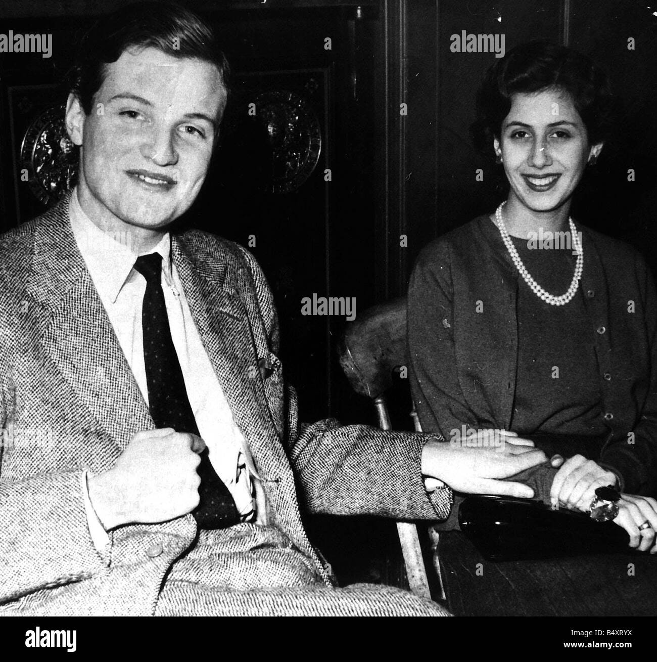 James Goldsmith newly married couple January 1954 Stock Photo - Alamy