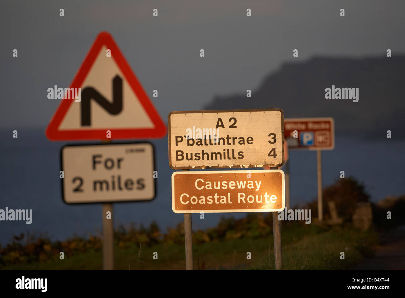 Famous road signs hi-res stock photography and images - Alamy