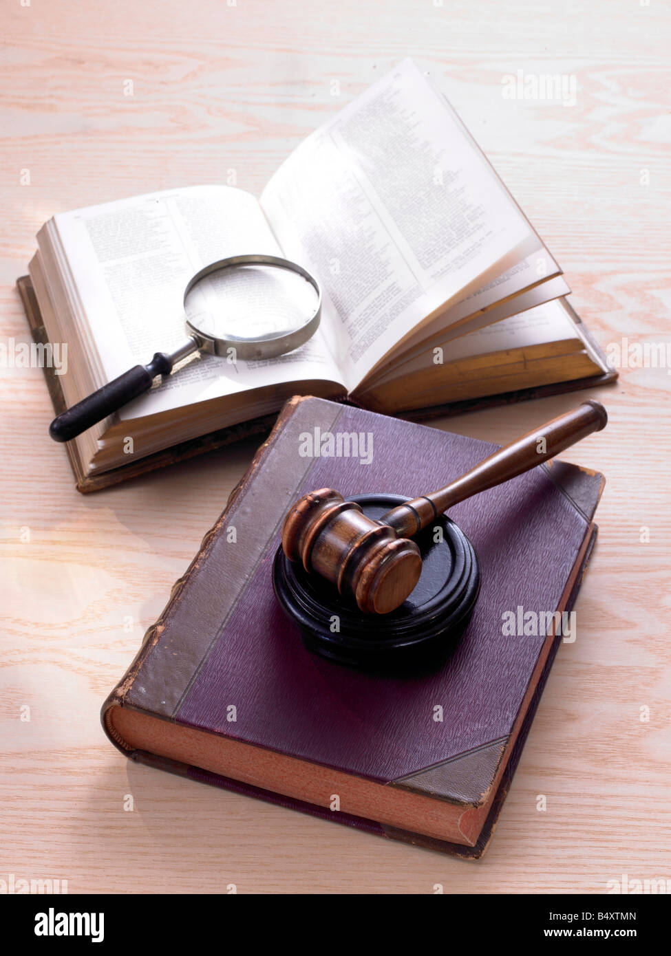 Book and magnifying hi-res stock photography and images - Alamy