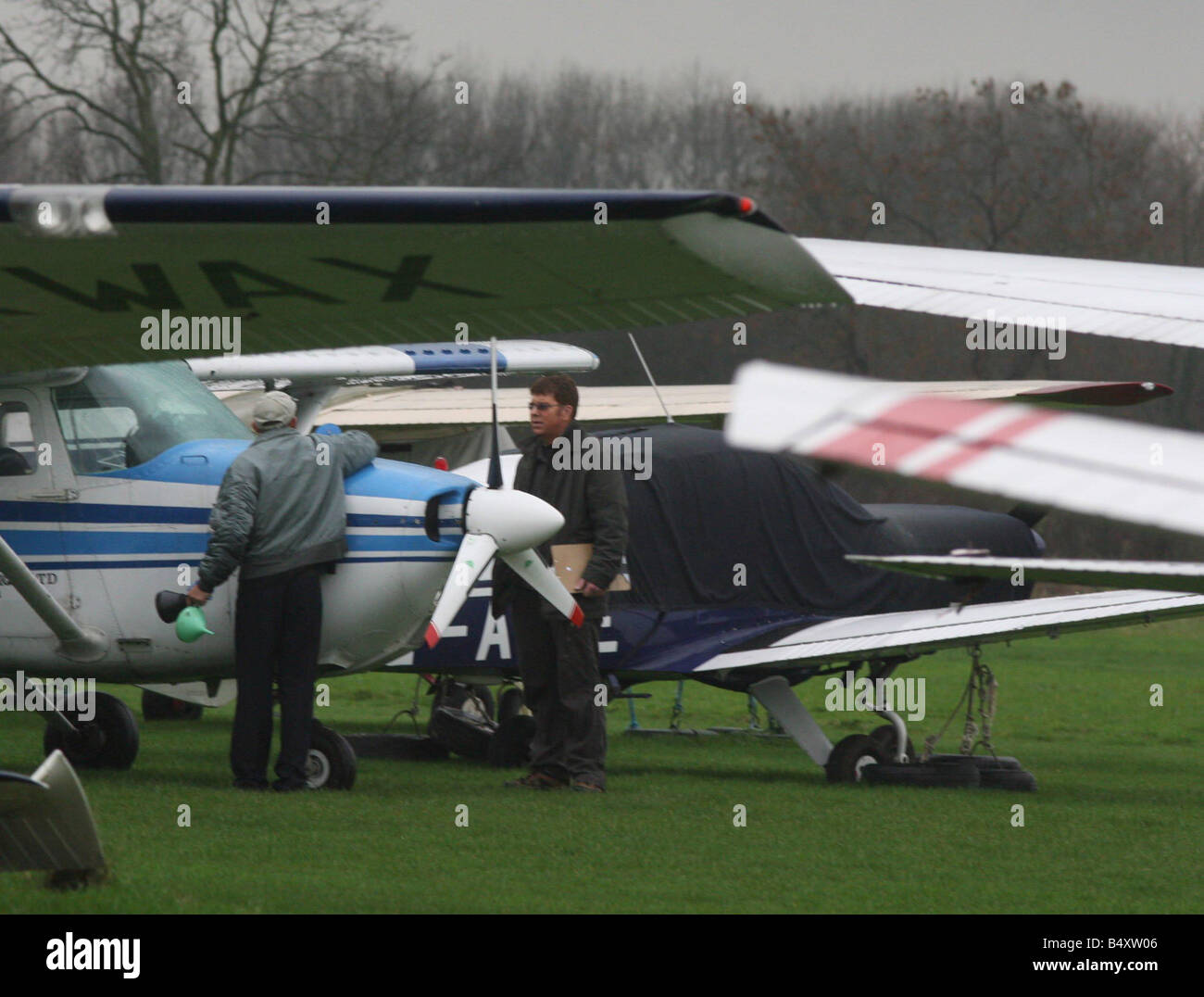 Derby airfield hi-res stock photography and images - Alamy